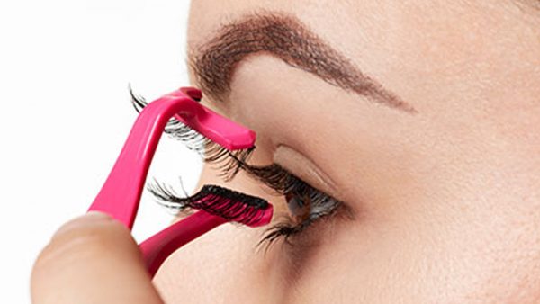 Clip on Lashes: The Complete Guide to Sandwich Magnetic Lashes 2022
