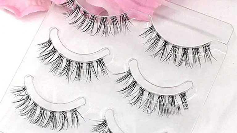Anime False Lashes: Adorable Anime Lashes for Cosplay