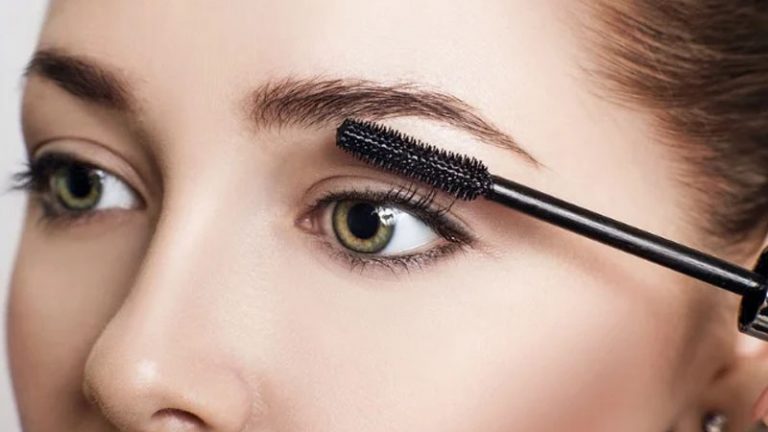 How to Create Winged Lashes for Stunning Lash Look