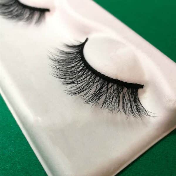 Plant Fiber Lashes: The Complete Guide 2022